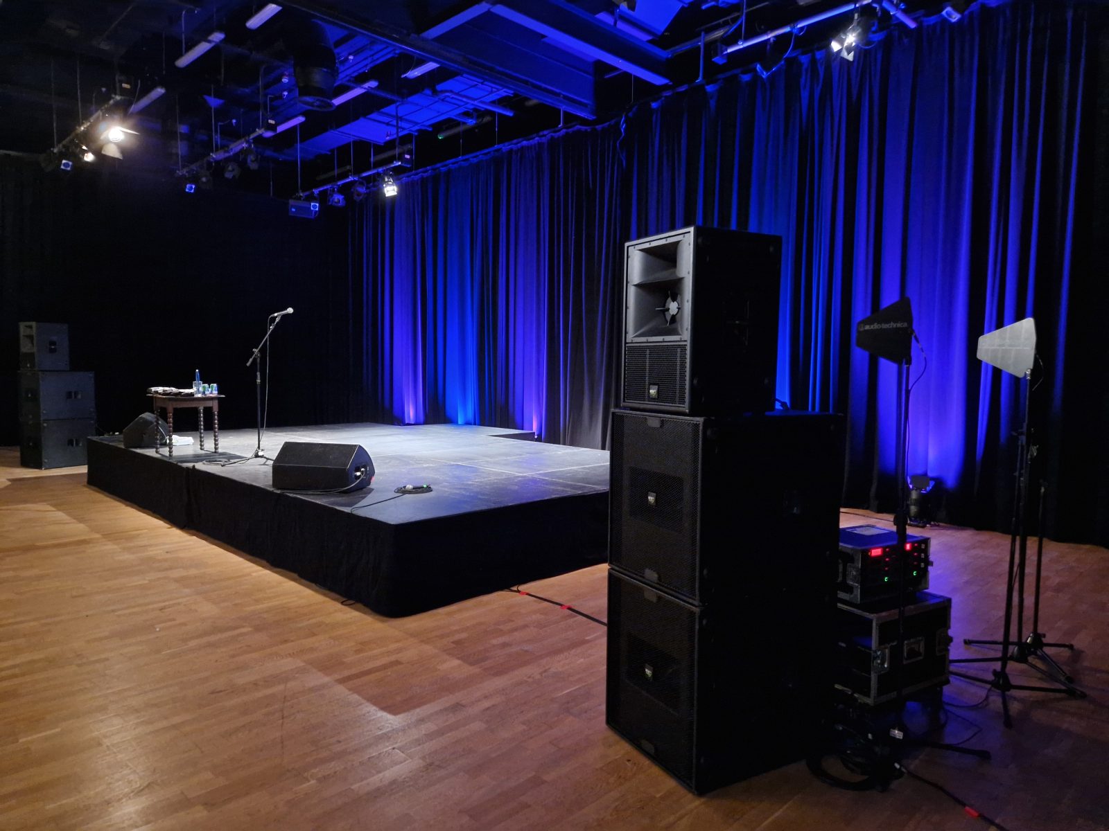Hire Packages - Rhino Audio Visual, Audio Visual Hire, Installation and ...